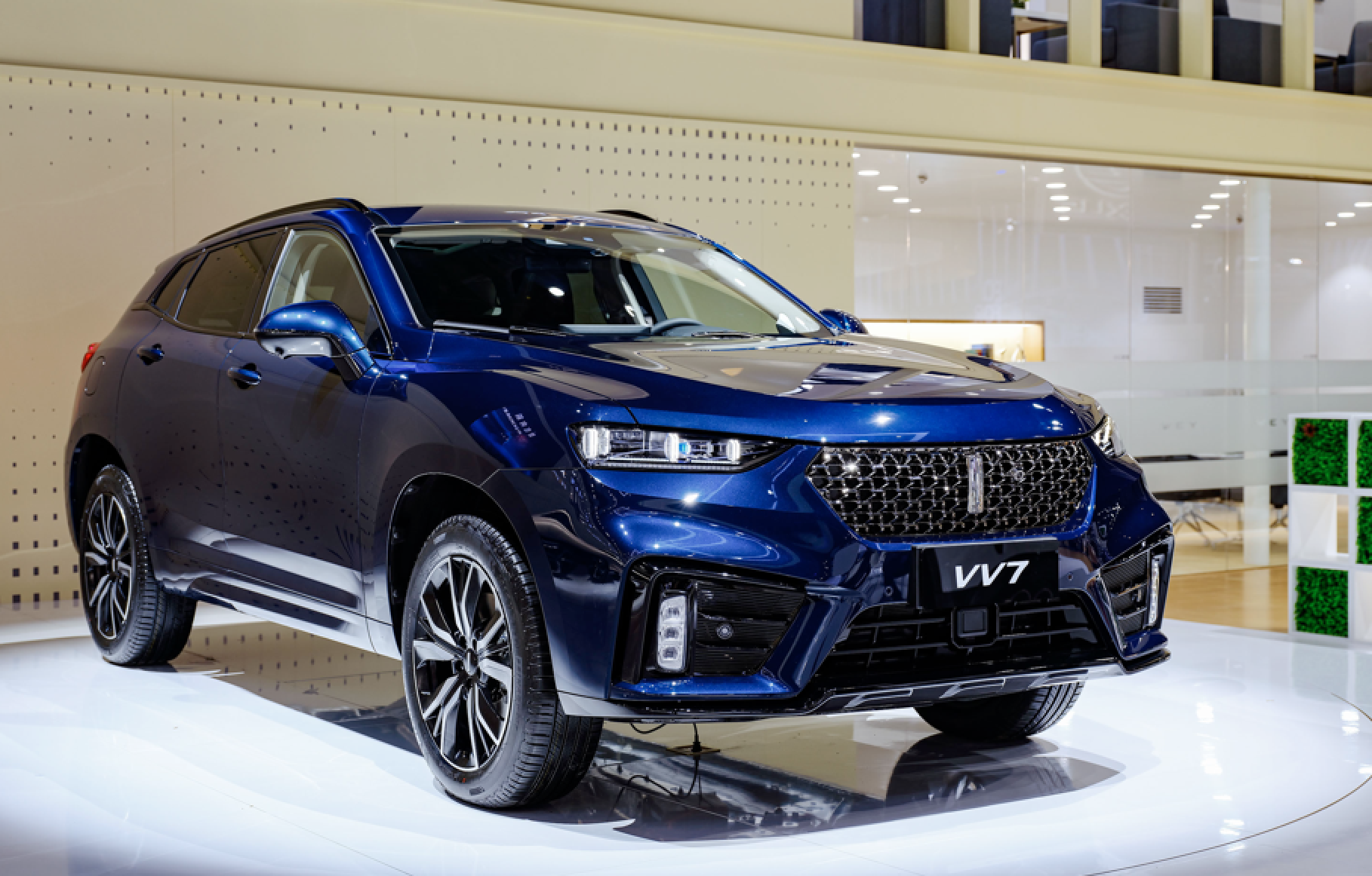 VV7家族成都车展完成全球首秀，WEY品牌上演中国豪华SUV巅峰时刻 - — AutoLab