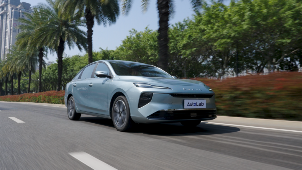 反向虚标？续航达成率105%的荣威纯电D6怎么做到的 - — AutoLab