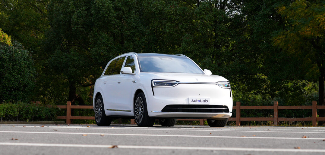 华为乾崑智驾ADS Pro首测，实力究竟如何？ - — AutoLab